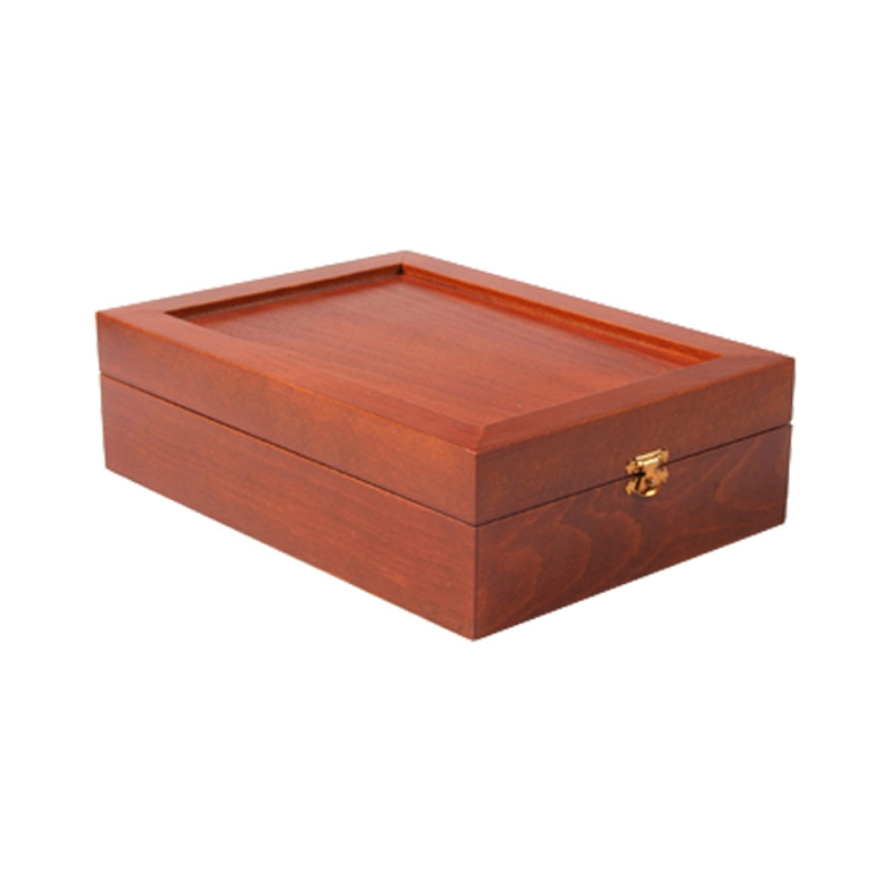 Historic shaving box in varnished beechwood for straight razors