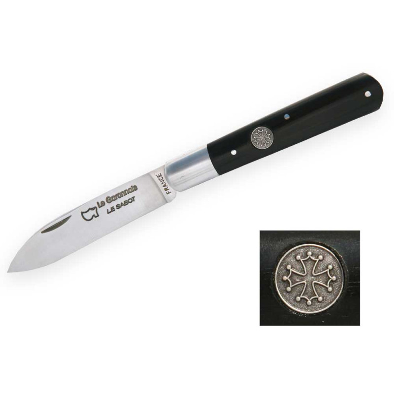 aquitaine regional knife with occitane cross badge made in France